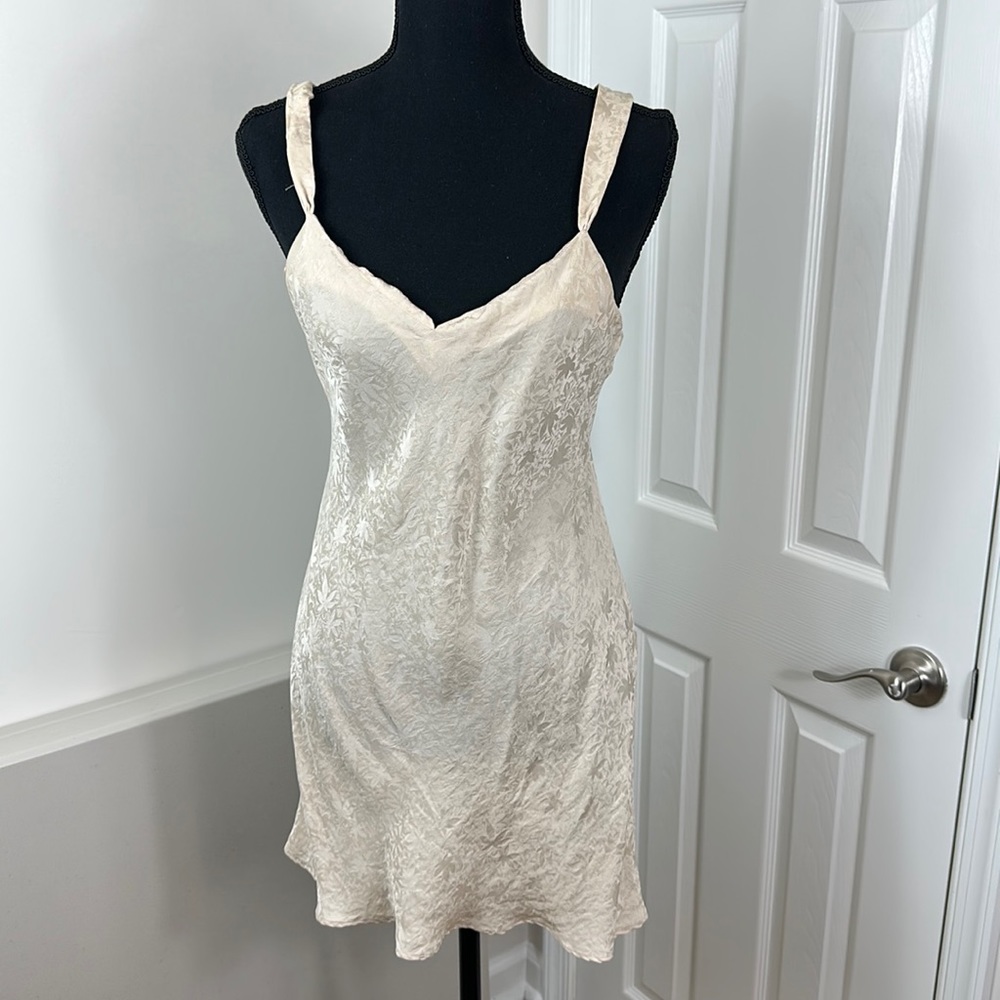 August Silk Intimates Nightgown With Floral Pattern - Gem